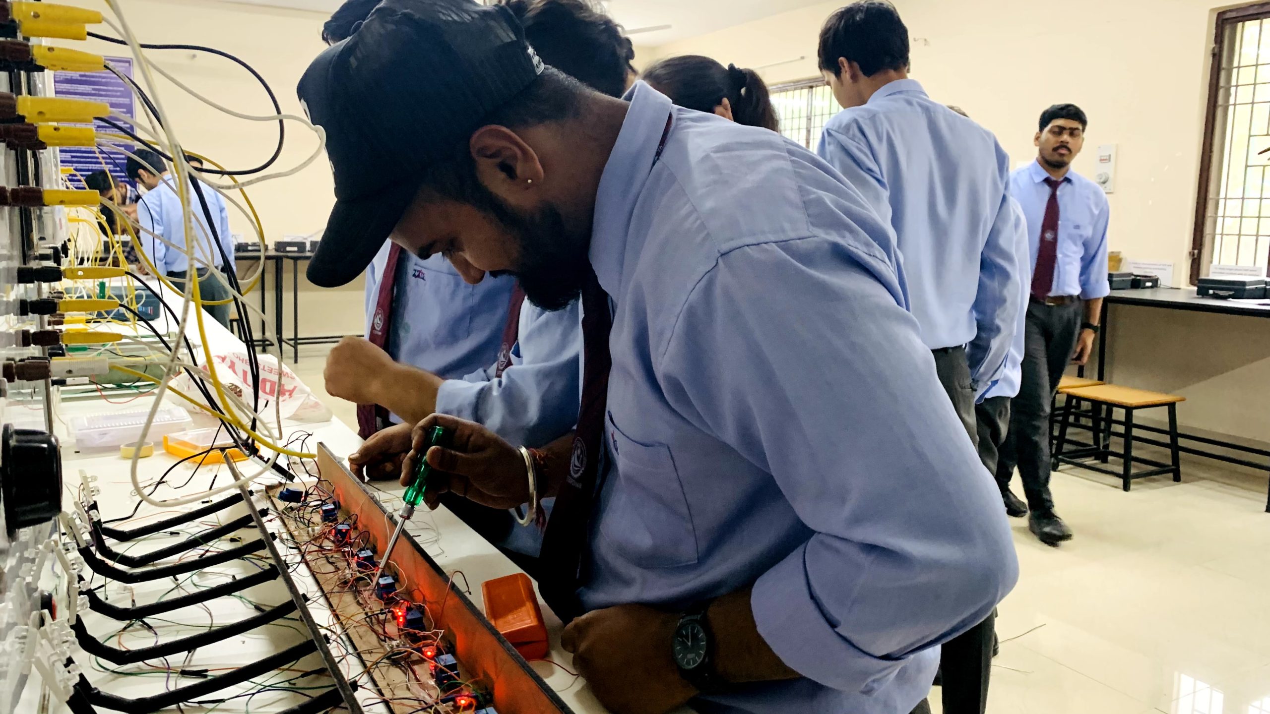 ELECTRONICS & COMMUNICATION ENGINEERING