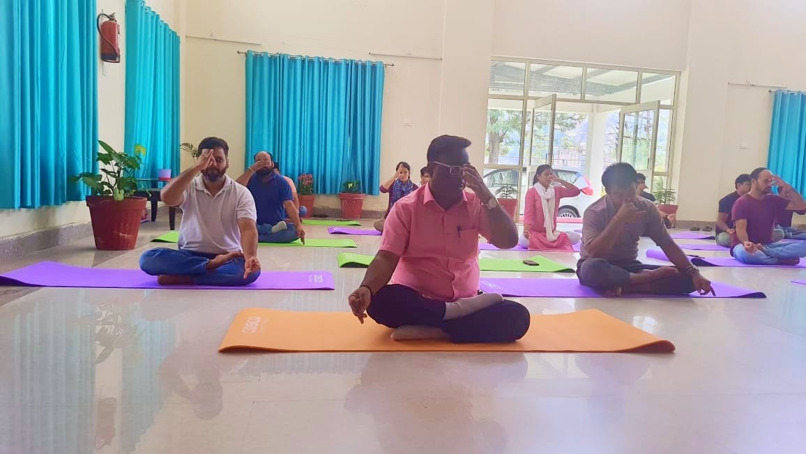 yoga meditation &well centeral